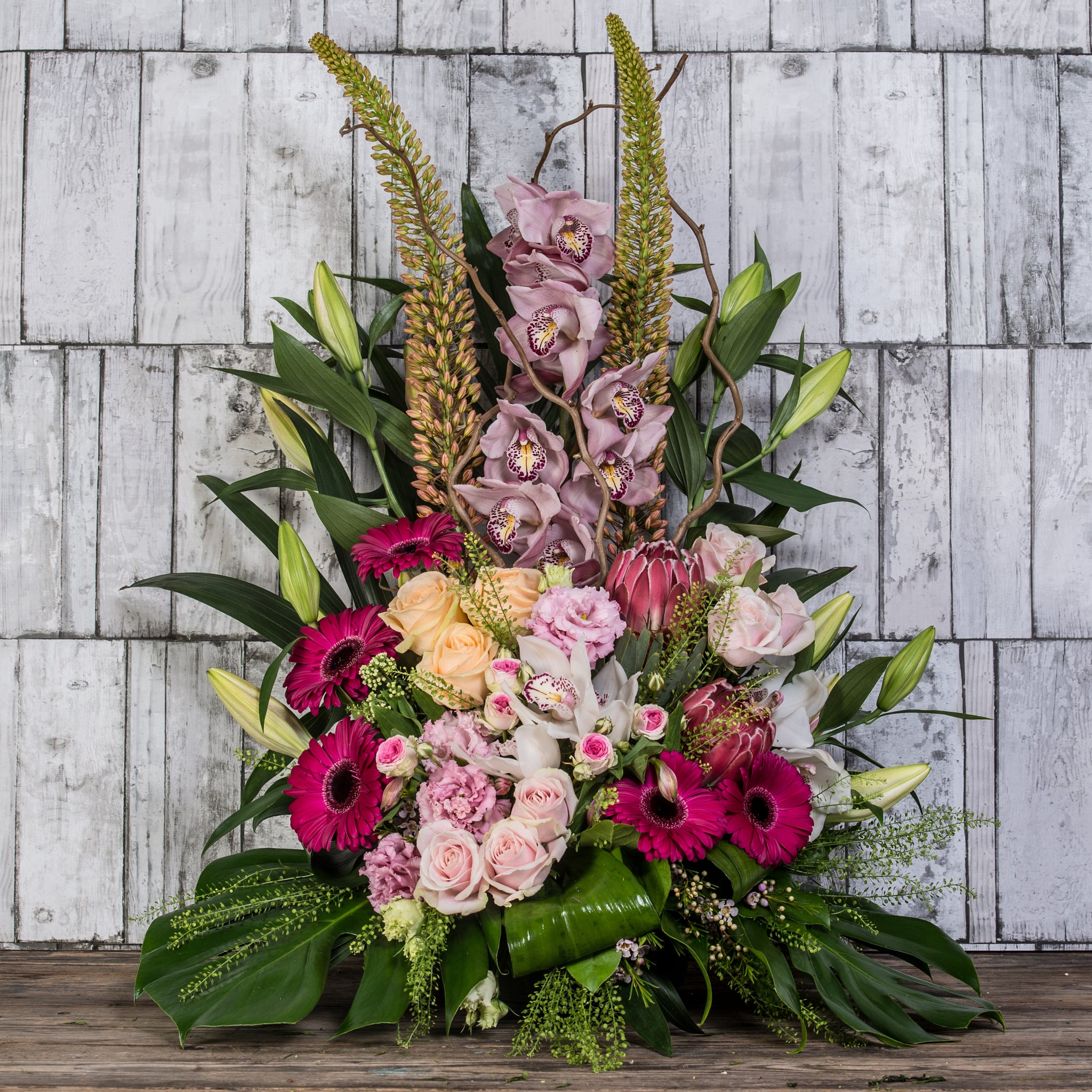 Hand Tied Bouquets | Dutch Flower Shop